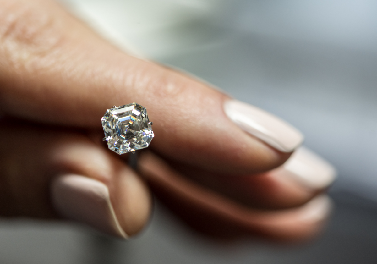 Diamond Wholesaler – S.A.GEMS